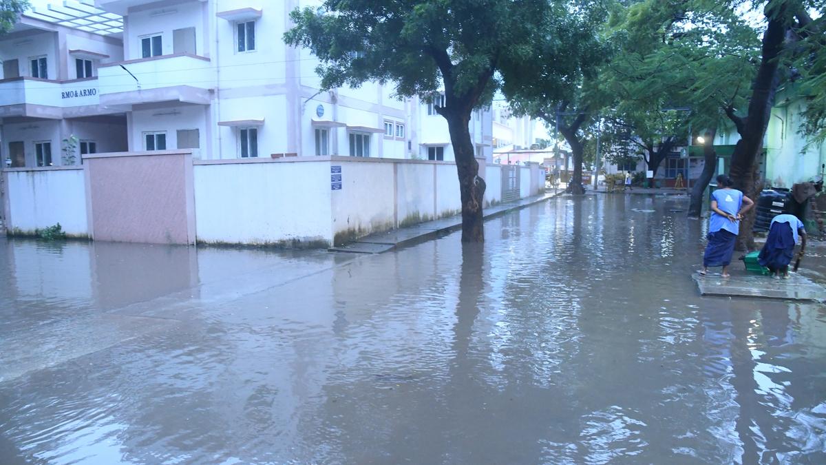 Ramanathapuram Collector declares holiday for schools on Monday as rain ...
