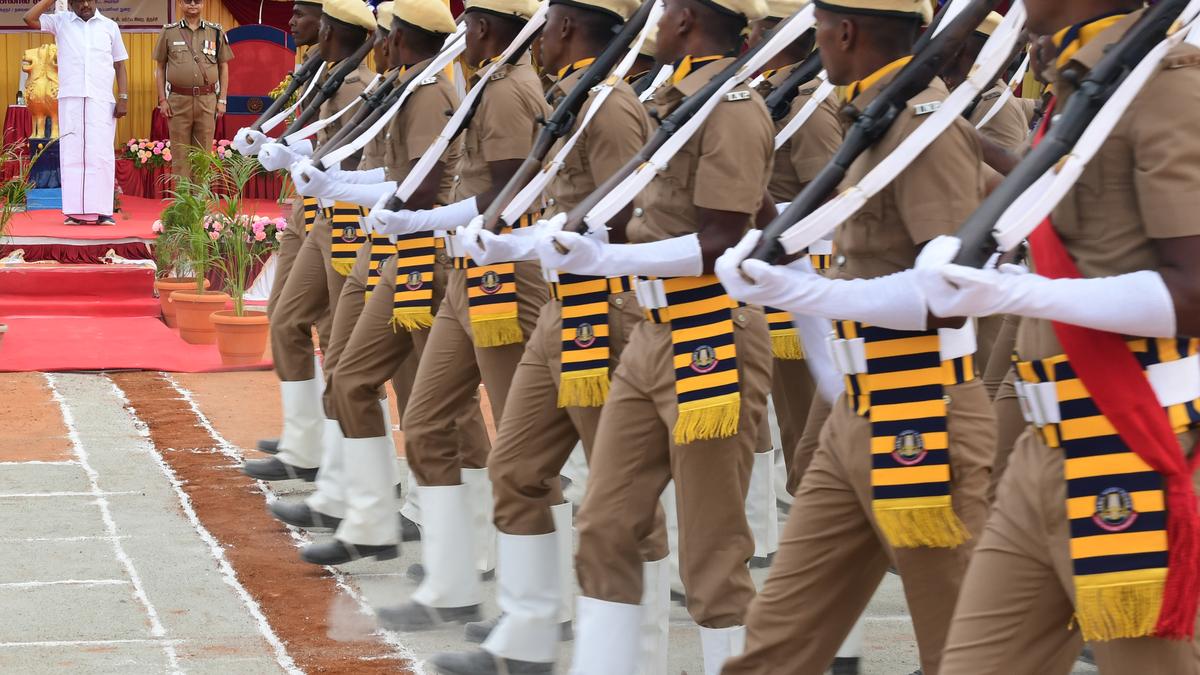 ‘Discharge duty without fear, strive to reform prisoners’ - The Hindu