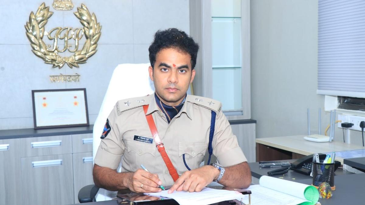 Top priority to friendly policing, women’s safety: Chittoor SP - The Hindu