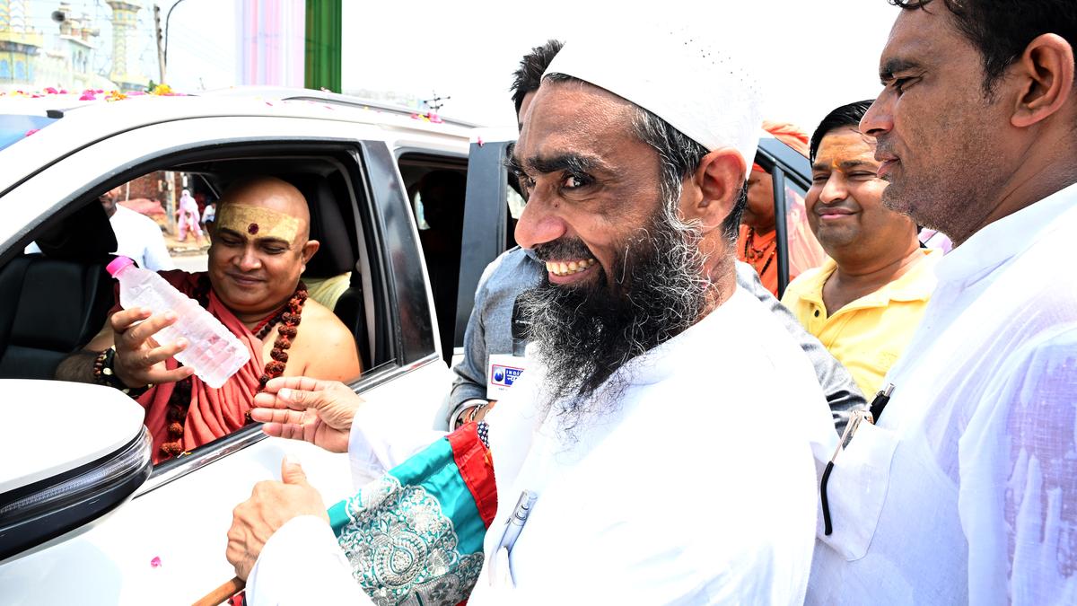 Peaceful Brij Mandal Yatra in Nuh showcases Hindu-Muslim unity - The Hindu