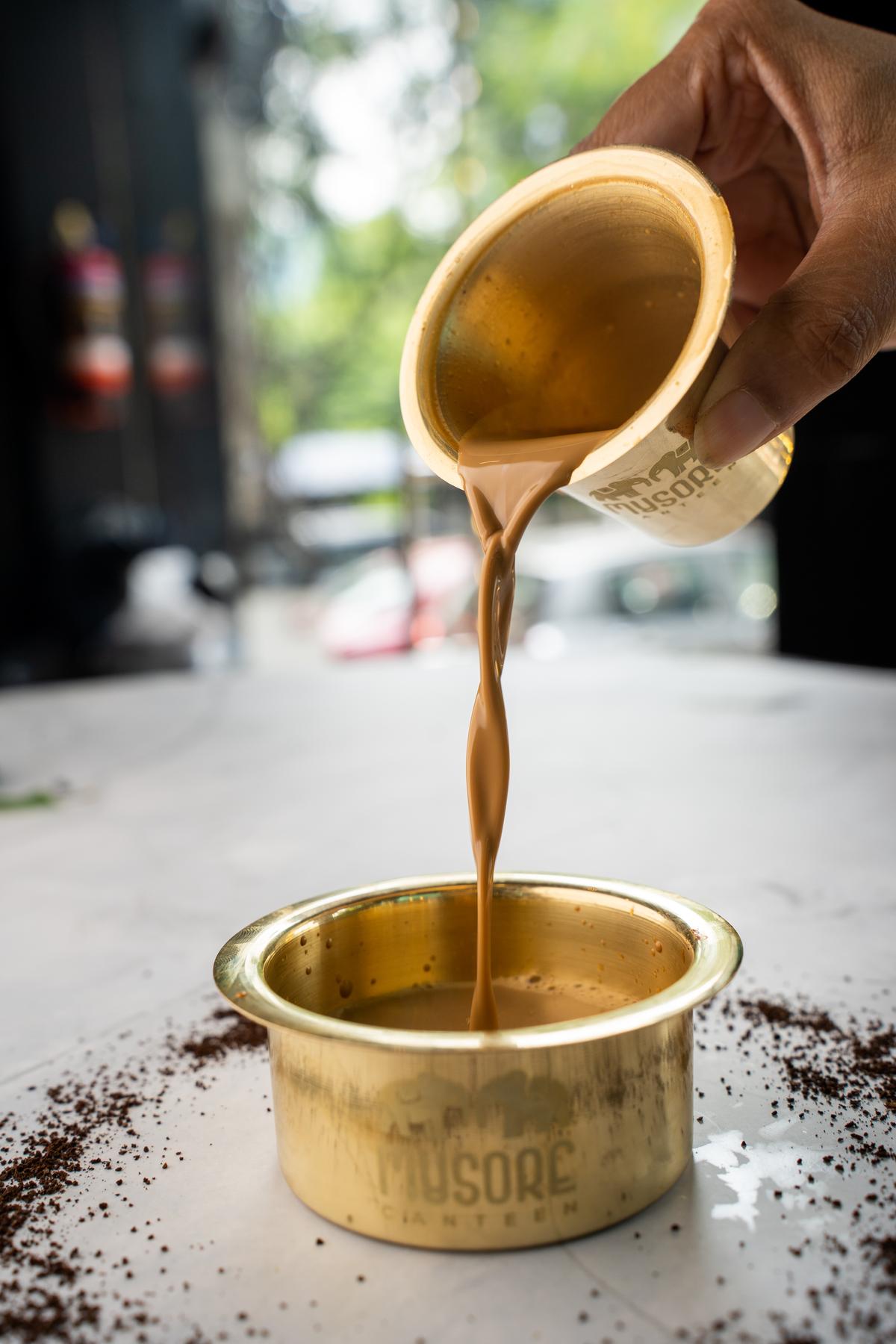 Mysore Canteen brings Bengaluru dosas, thatte idli and chow chow bath ...
