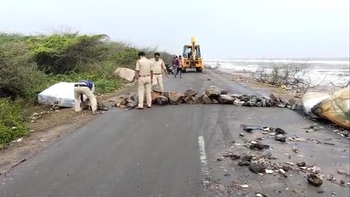 Kakinada-Uppada beach road in Andhra Pradesh closed for vehicle ...