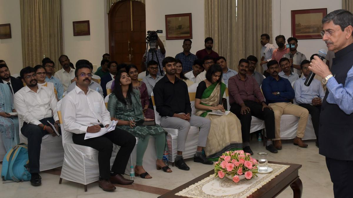 Tamil Nadu Governor R.N. Ravi opposes use of Tamil term ‘ondirya arasu ...