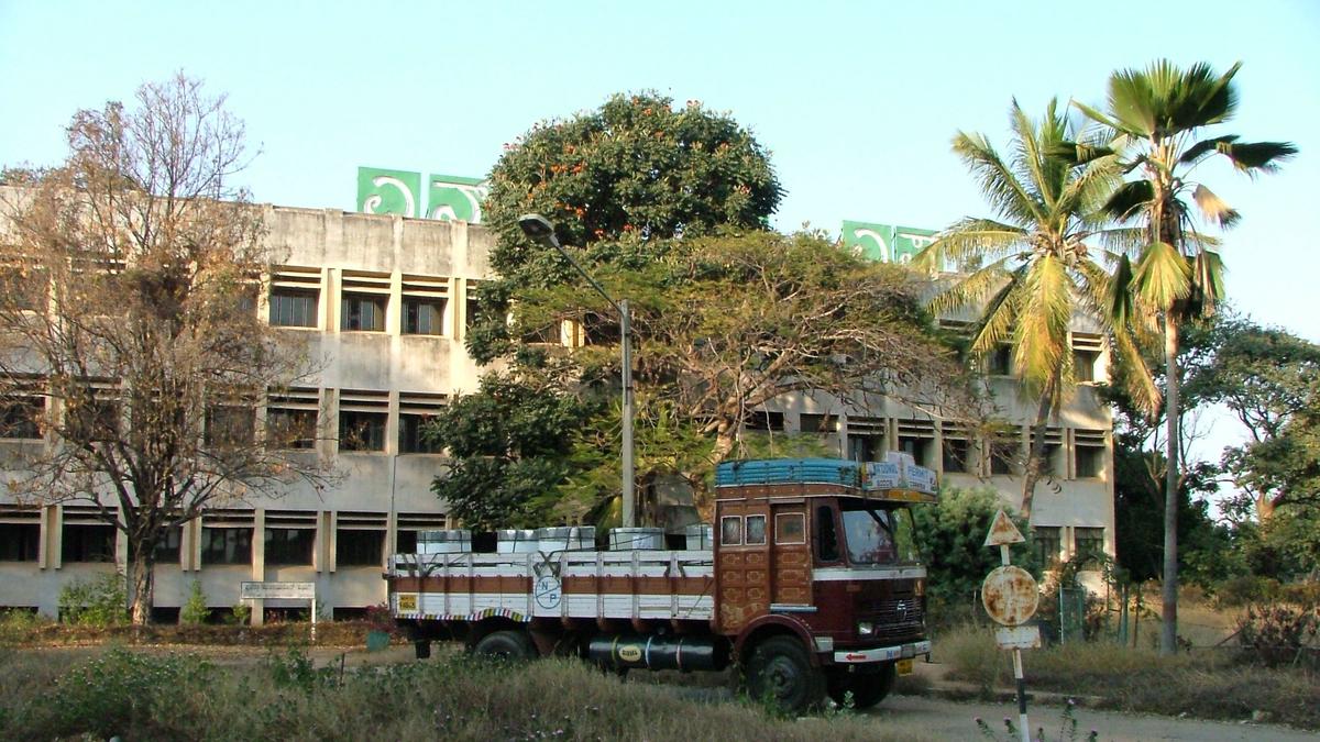 Minister promises world-class tree park on NGEF premises in Bengaluru - The Hindu