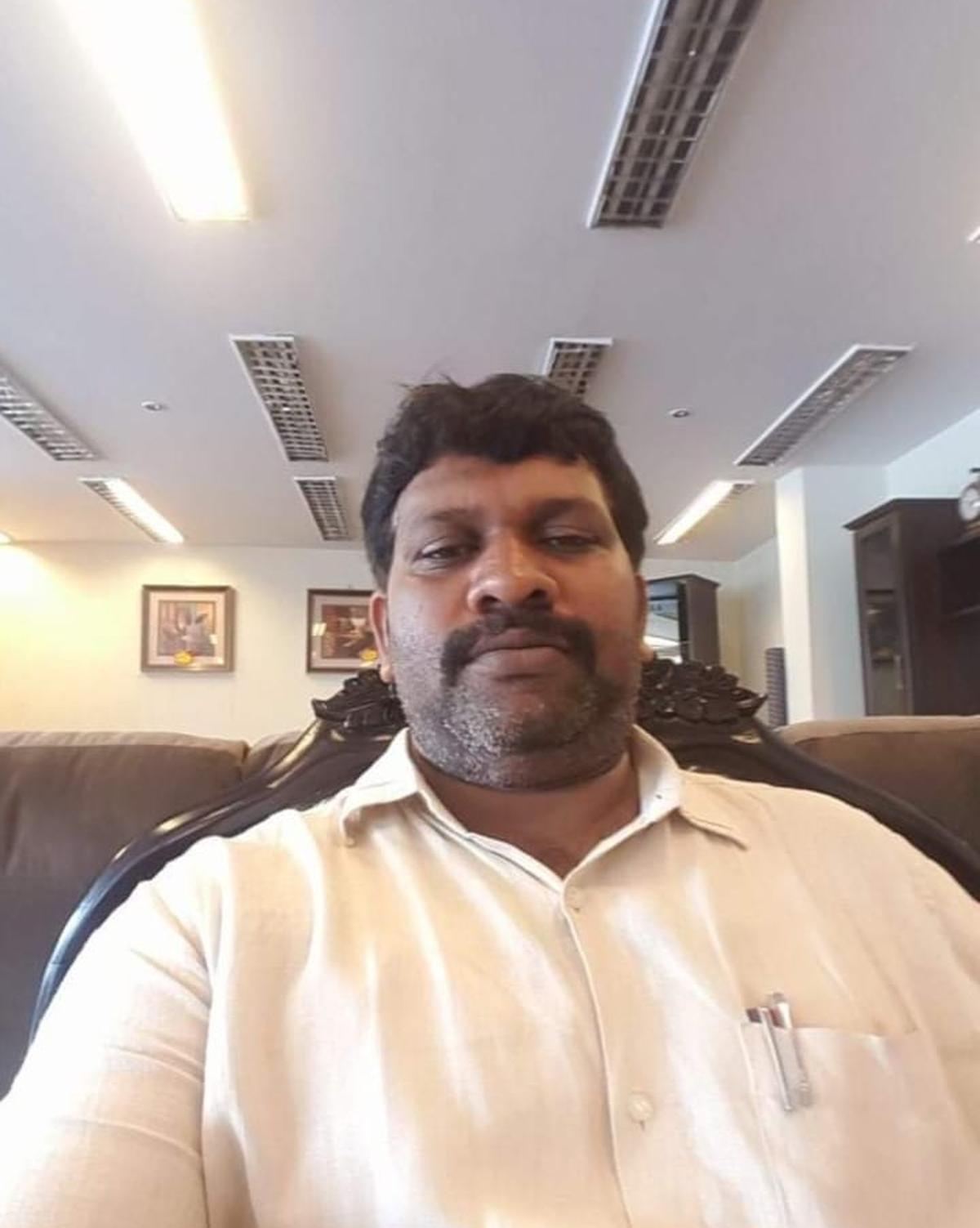 This food-truck in Bengaluru’s Vidyaranyapura dishes out some of the ...