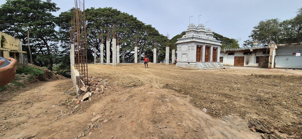 Construction within prohibited area of ASI monument continues at Kudli ...