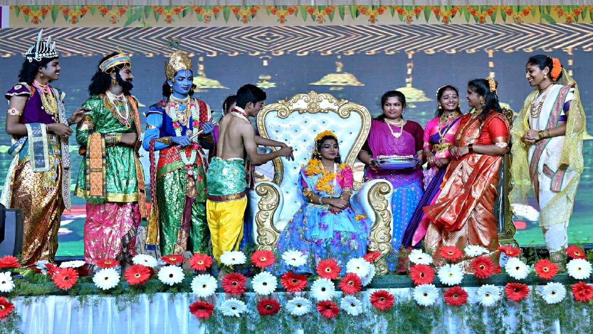 ‘Maya Bazaar’ enthrals audience - The Hindu