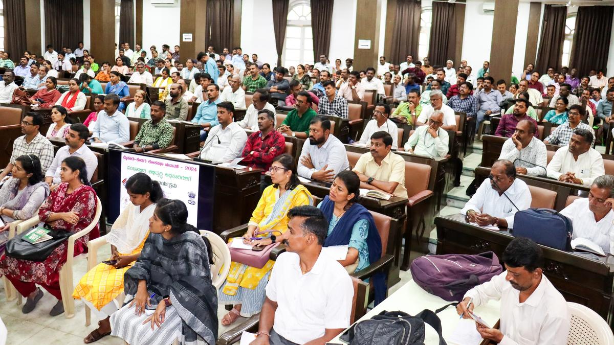 Attractive, impressive poll booths to get special recognition - The Hindu