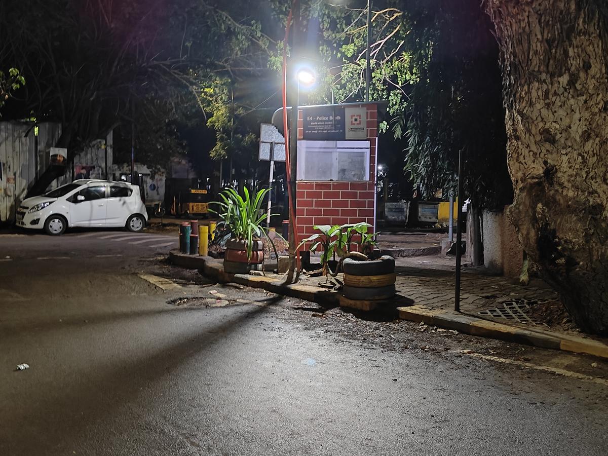 R.K. Nagar, Jeth Nagar residents seek functional police booths - The Hindu