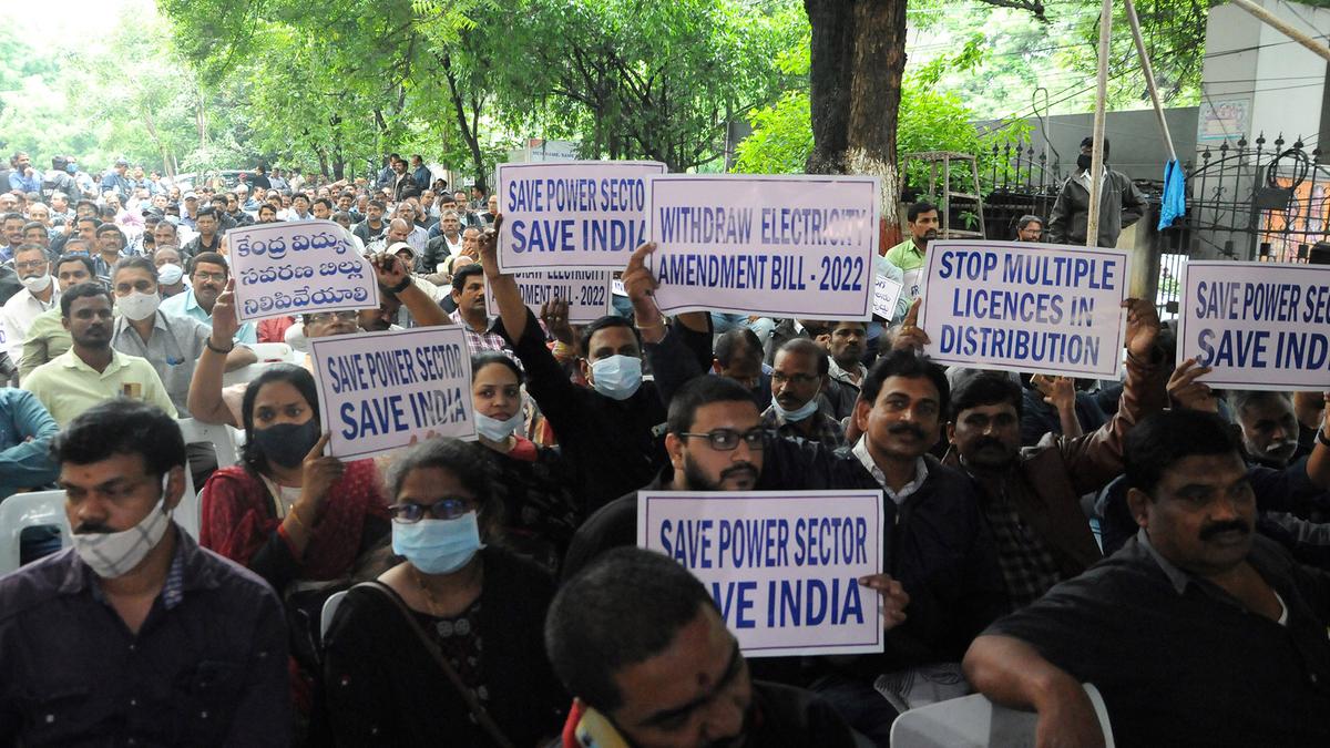 Power sector employees threaten nationwide strike over Electricity (Amendment) Bill - The Hindu
