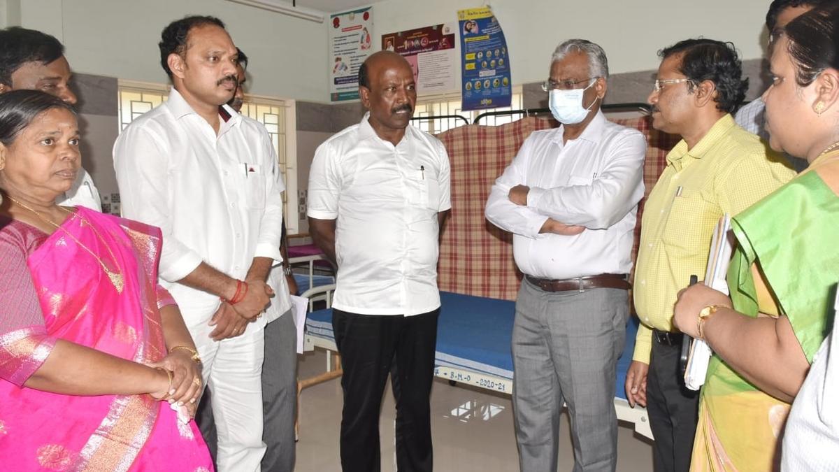 Govt to allocate ₹25 lakh each for construction of building for Urban ...