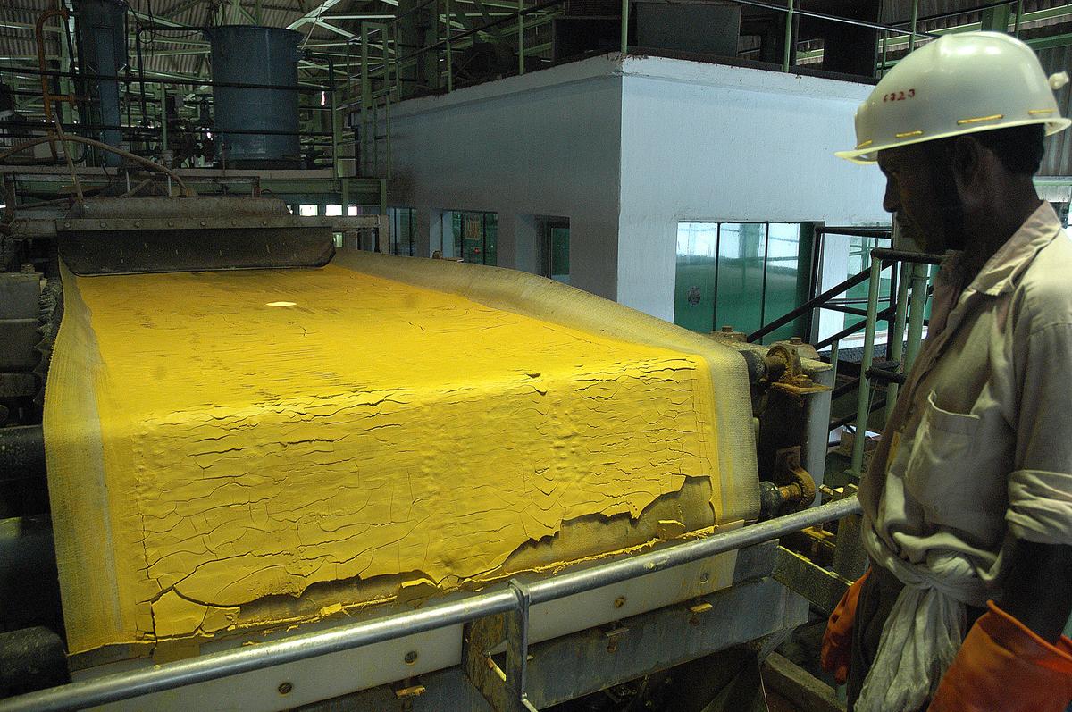 Review of Dinesh C. Sharma’s Beyond Biryani: Hyderabad’s dream ...