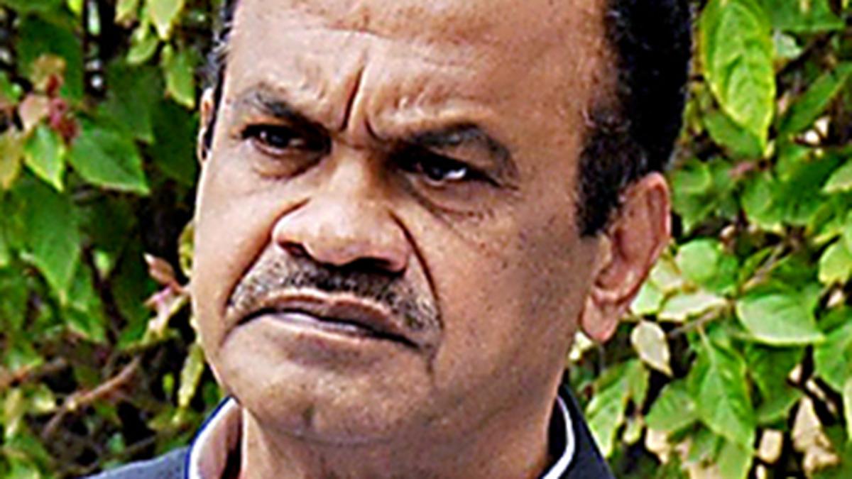 K. Venkat Reddy plans to stay away from Munugode campaign - The Hindu