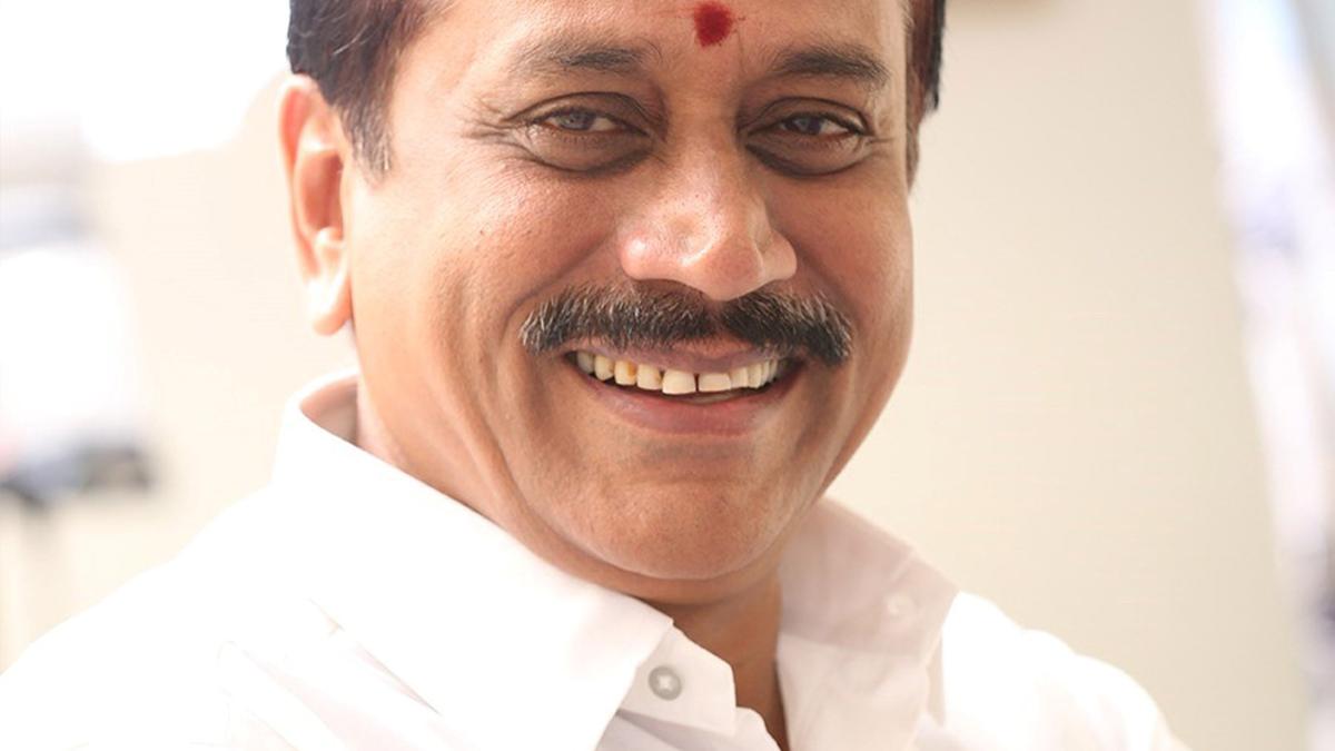 BJP leader H. Raja detained near Palani - The Hindu