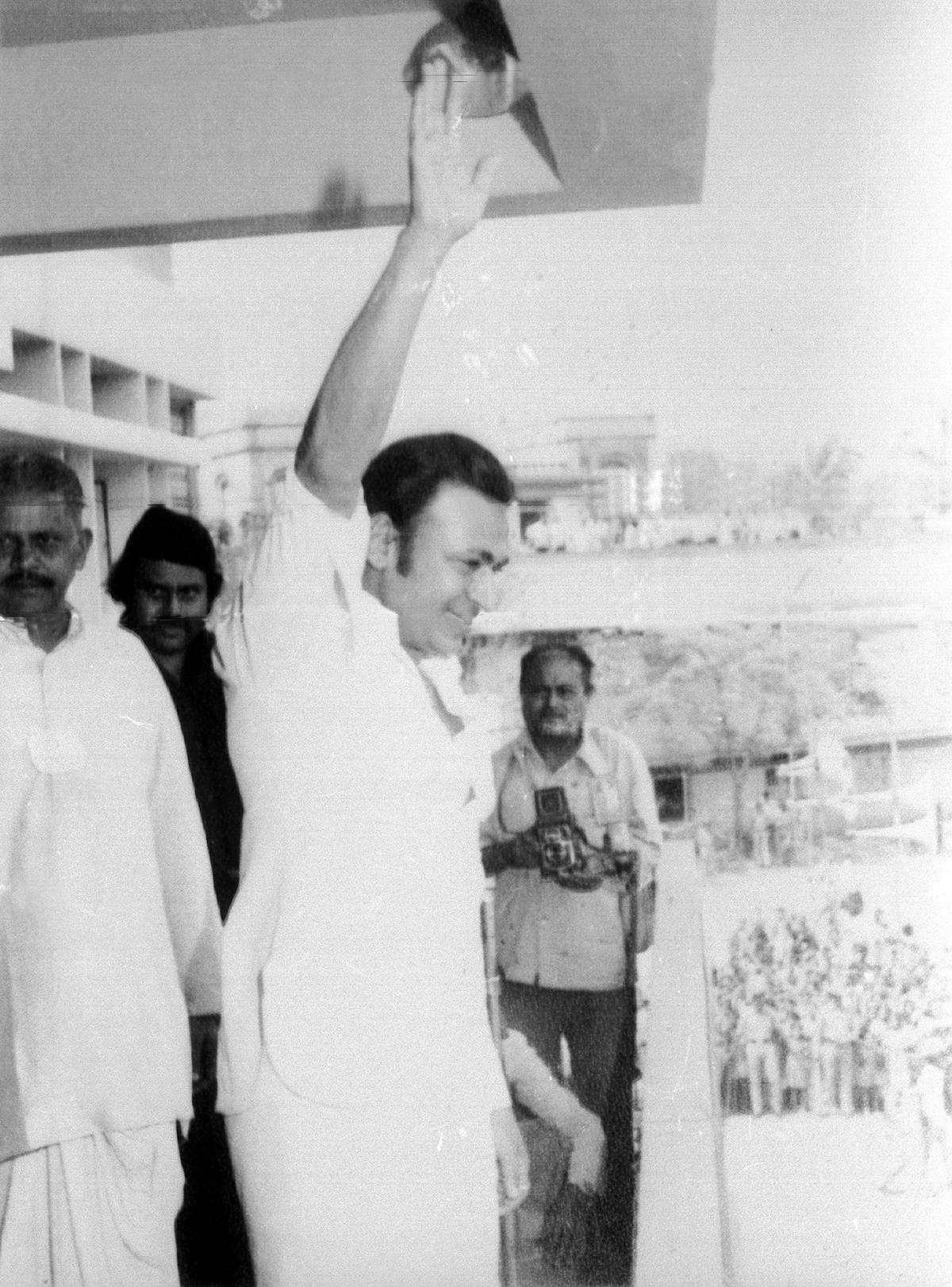 Rajkumar__Gokak_movement.jpg - The Hindu