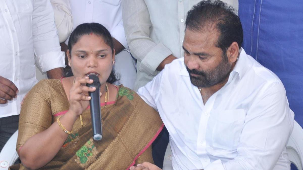 Nellore Rural MLA Kotamreddy booked on charges of kidnap bid - The Hindu