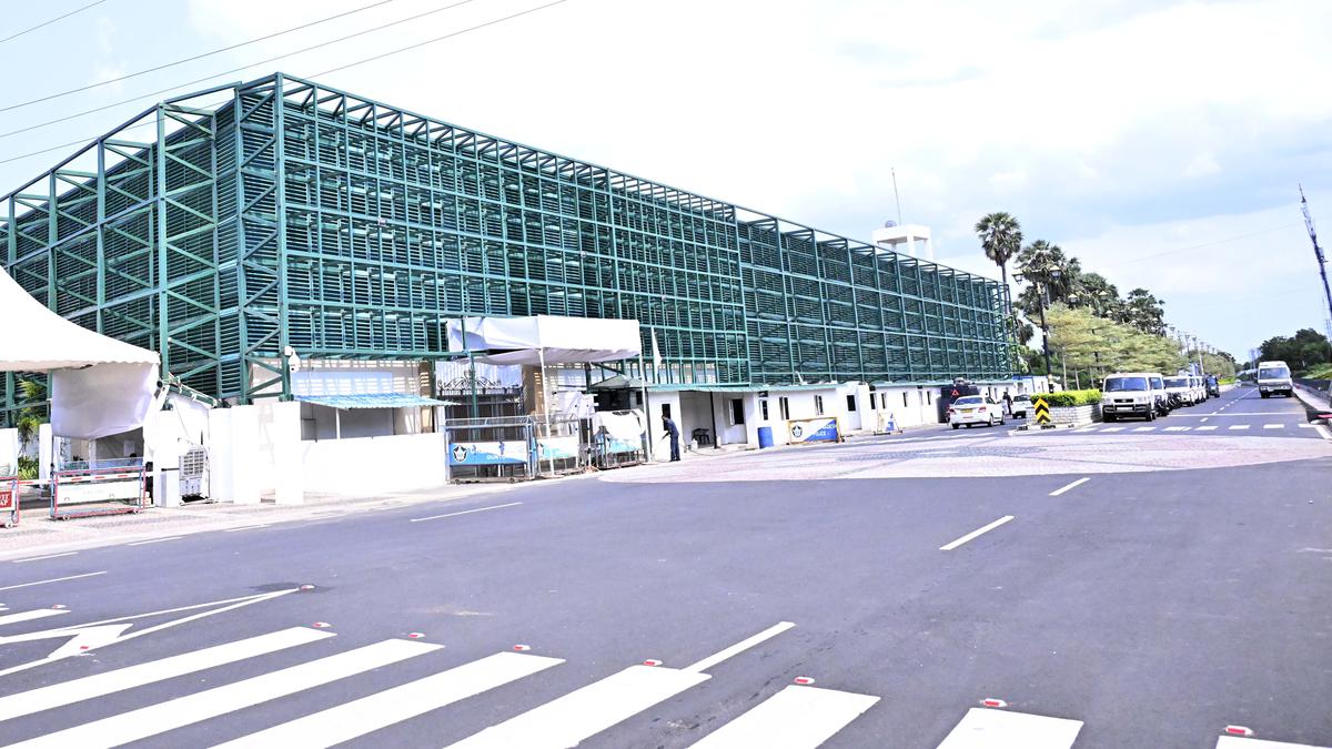 Road to Jagan’s residence in Tadepalli reopened for public use after five years - The Hindu