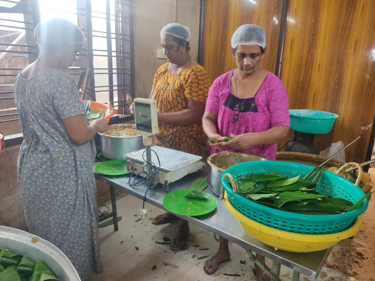 ‘Kumbilappam’ from Neeloor in Kerala goes international - The Hindu