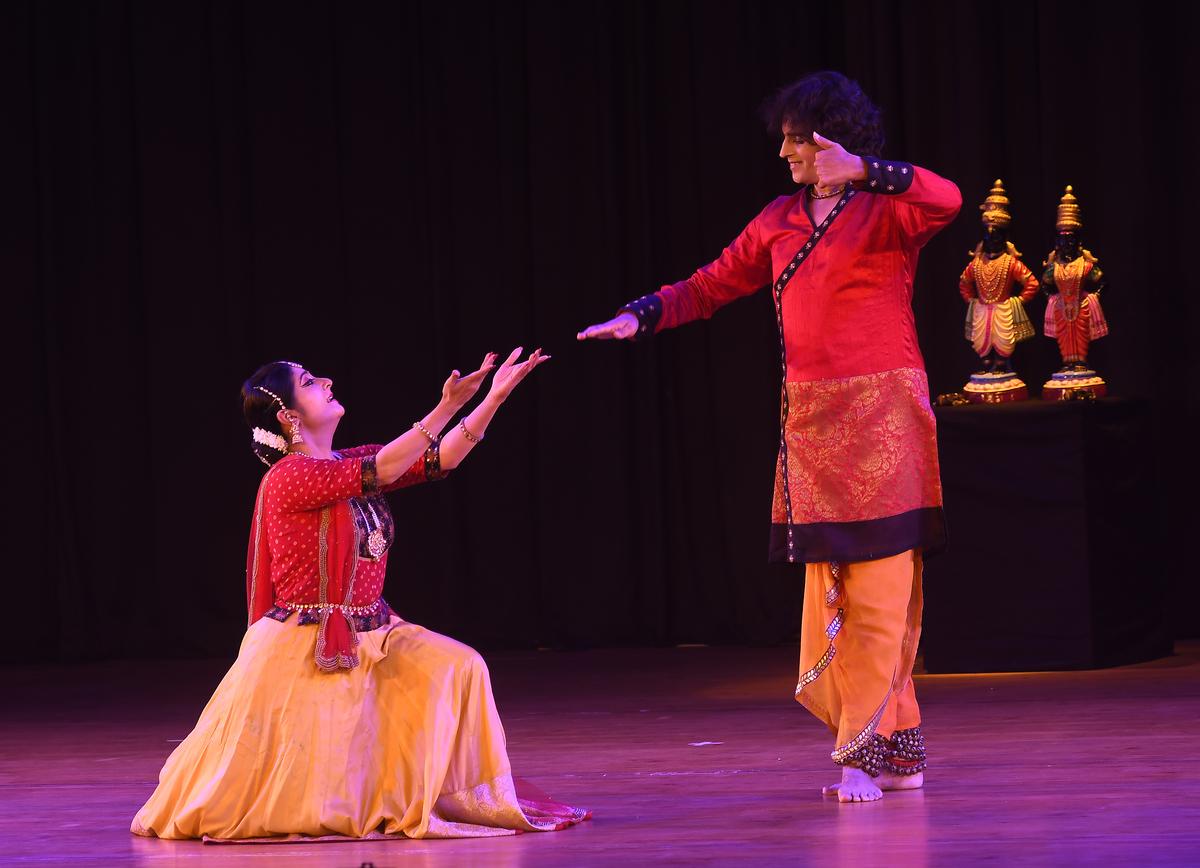 Nirupama_and_Rajendra_Kathak_21.jpg - The Hindu