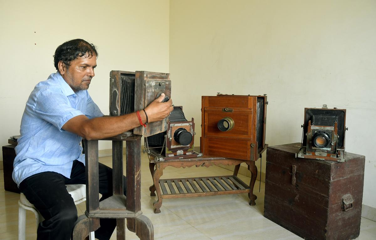 Madras Week | Pose at one of Chennai’s oldest photo studios, thriving ...