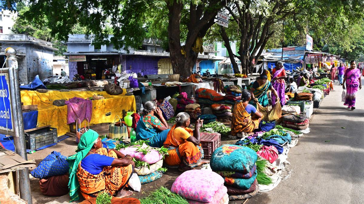 Coimbatore Corporation and flower traders explore options to renovate ...