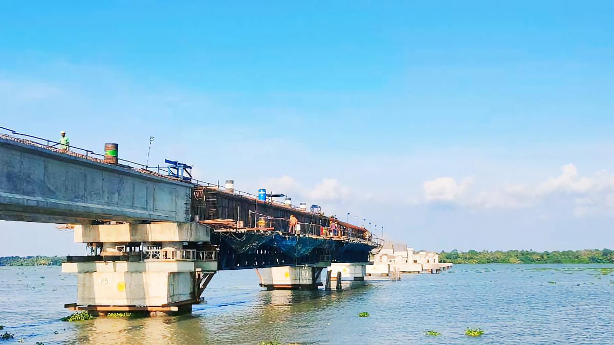 Bridge project across Vembanad Lake in Alappuzha makes steady progress ...