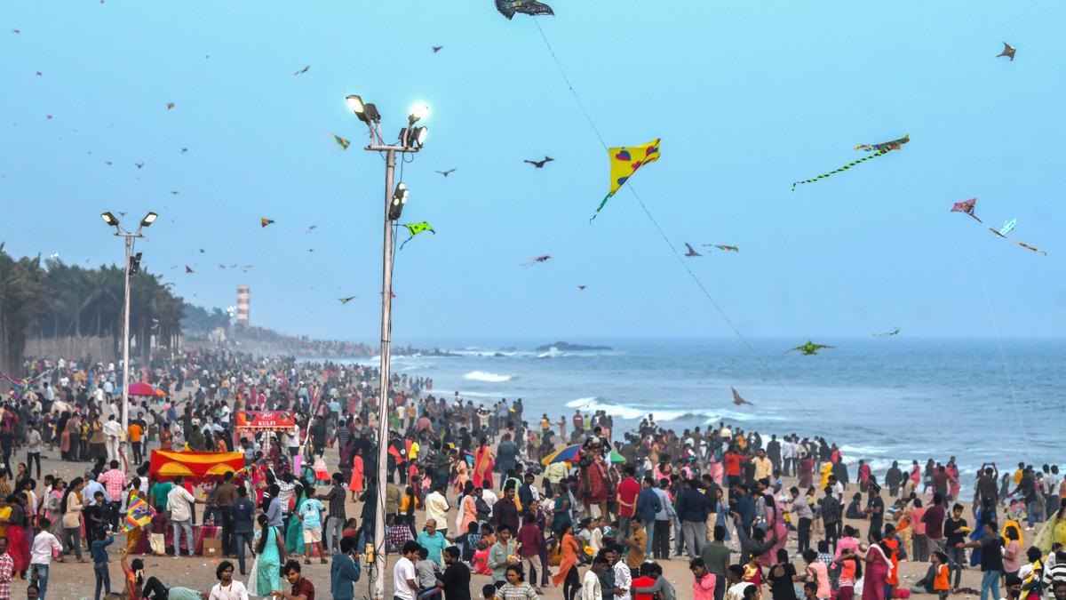 Visakhapatnam roads wear a deserted look as many people leave for their ...
