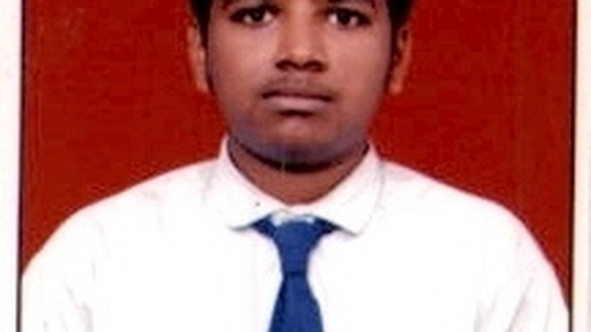 Two students bring laurels to Kalyana Karnataka region - The Hindu