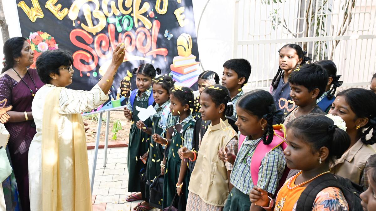 Students welcomed as schools reopen in Erode district - The Hindu