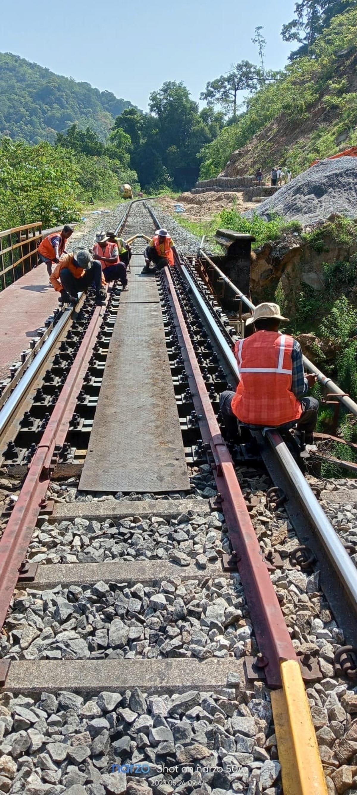 South Western Railway ready for monsoon - The Hindu