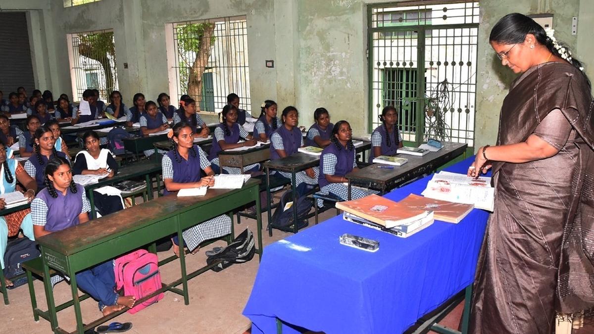 Perambalur District Collector turns zoology teacher; coaches aspirants ...