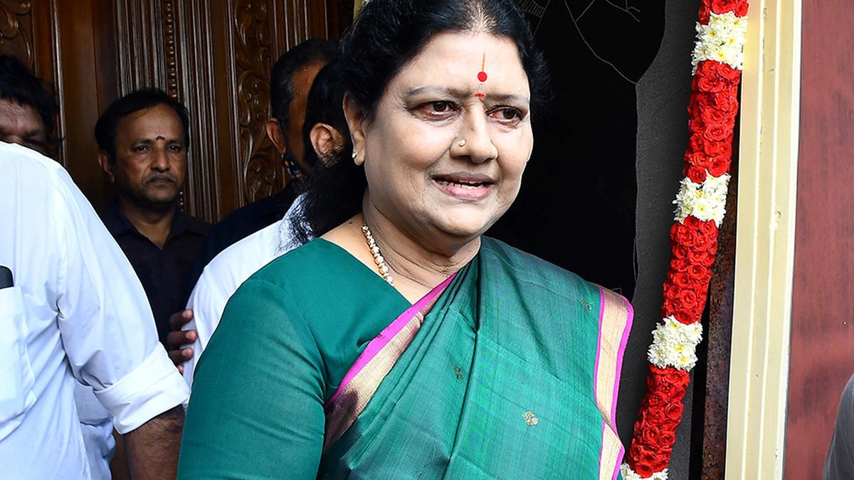 Sasikala, Ilavarasi granted bail in preferential treatment in prison ...