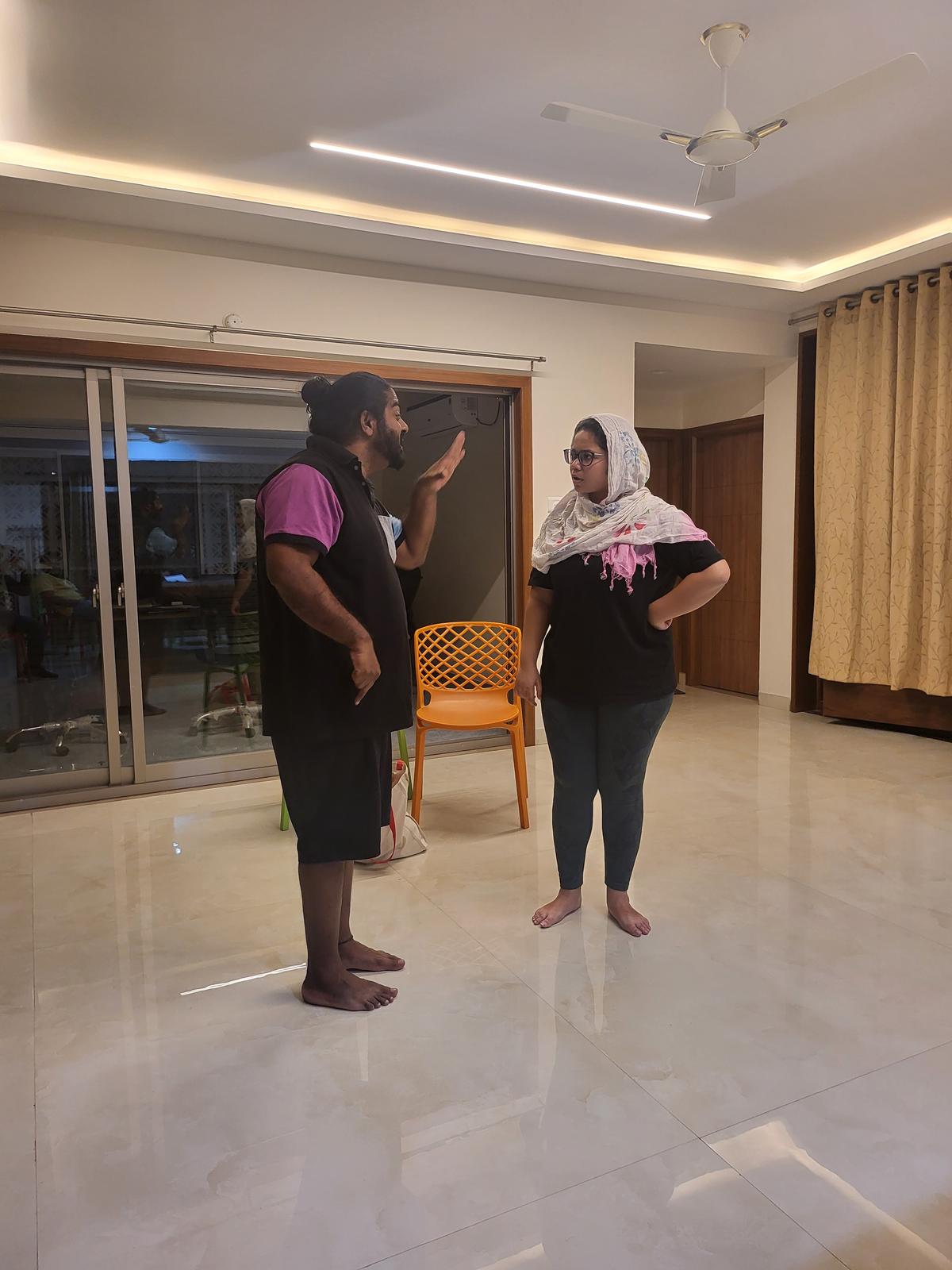 Hyderabad Theatre Weekend brings buoyancy to the stage - The Hindu