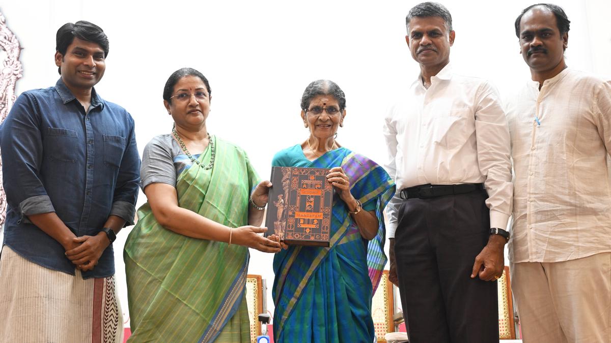 Coffee-table book Pudhu Mandapam released in Madurai - The Hindu