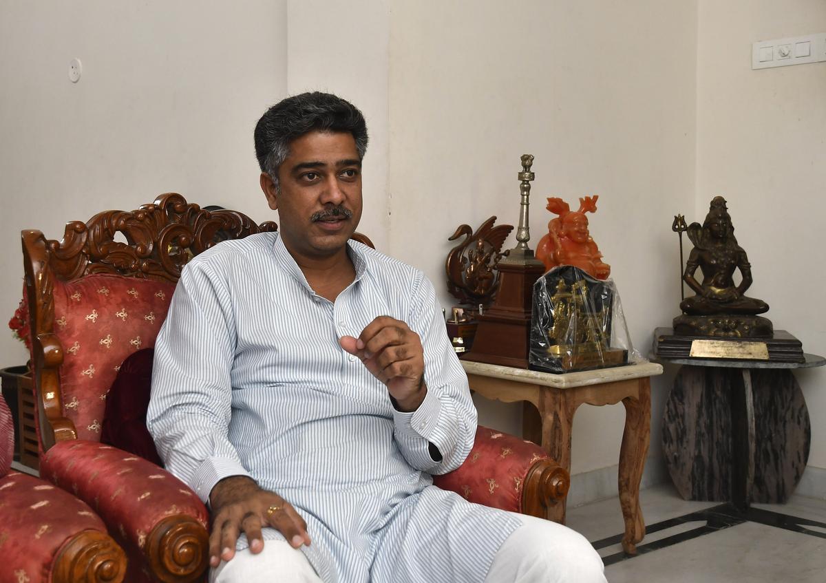 Cracks in the house of Devi Lal - The Hindu