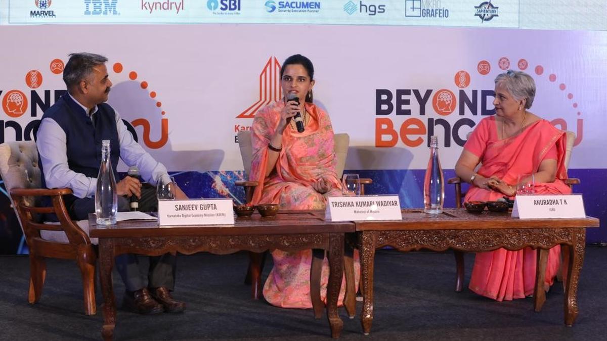 Big Tech Show-2022 kicks off with startups pitching ideas - The Hindu