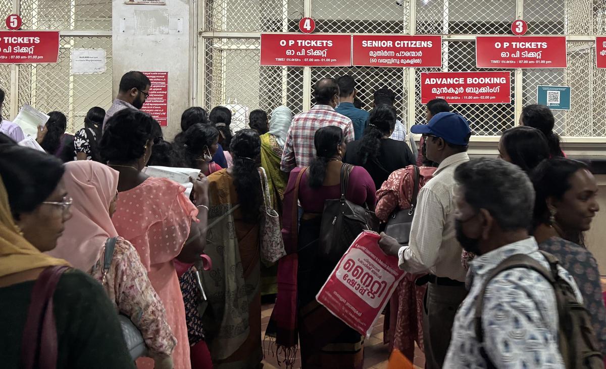 Indefinite OP Boycott by medical college doctors begin in Kerala - The ...