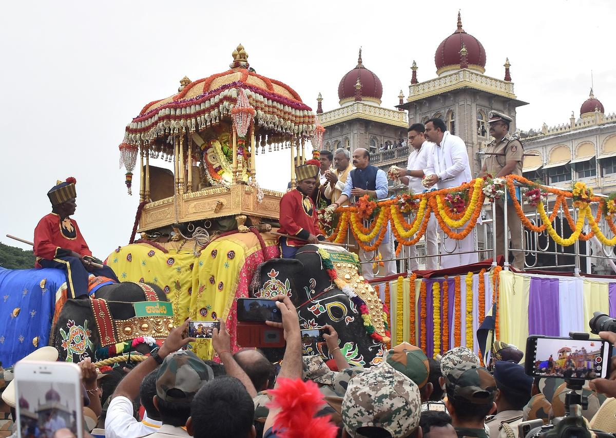 Curtains fall on Grand Mysuru Dasara - The Hindu