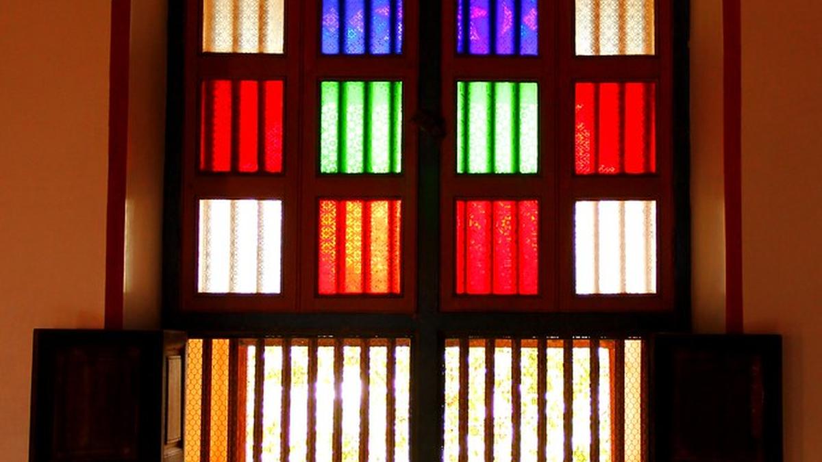 Shutter fantastic: windows of India - The Hindu