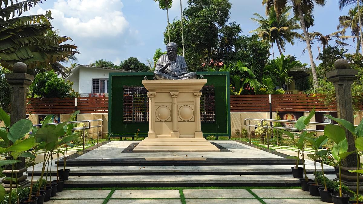 Pinarayi Vijayan and Stalin to launch renovated Thanthai Periyar ...