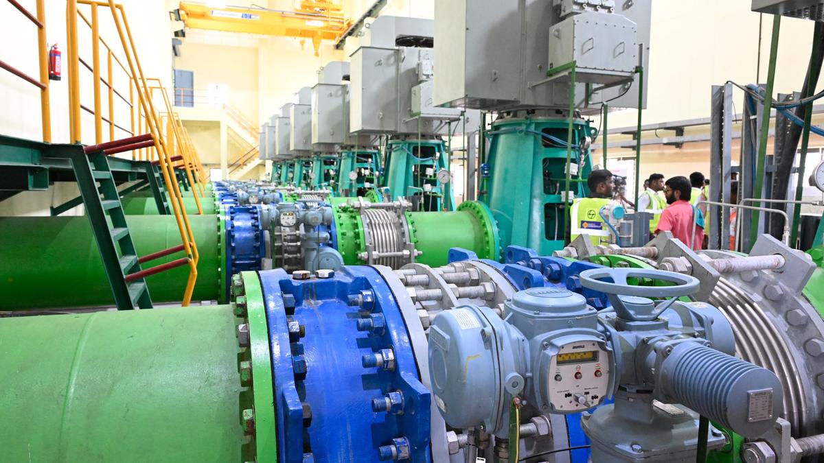 Pipelines laid for 1,065.30 km for Athikadavu-Avinashi project - The Hindu