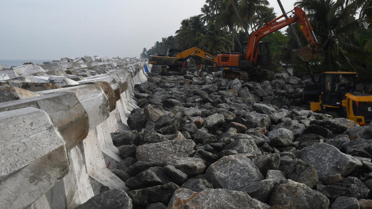Tetrapod work at Chellanam complete - The Hindu