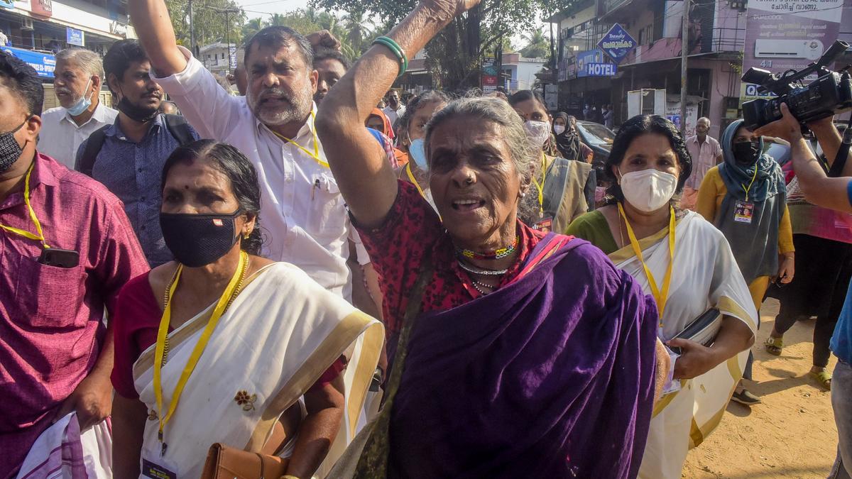 The clouds over Kerala’s SilverLine project - The Hindu