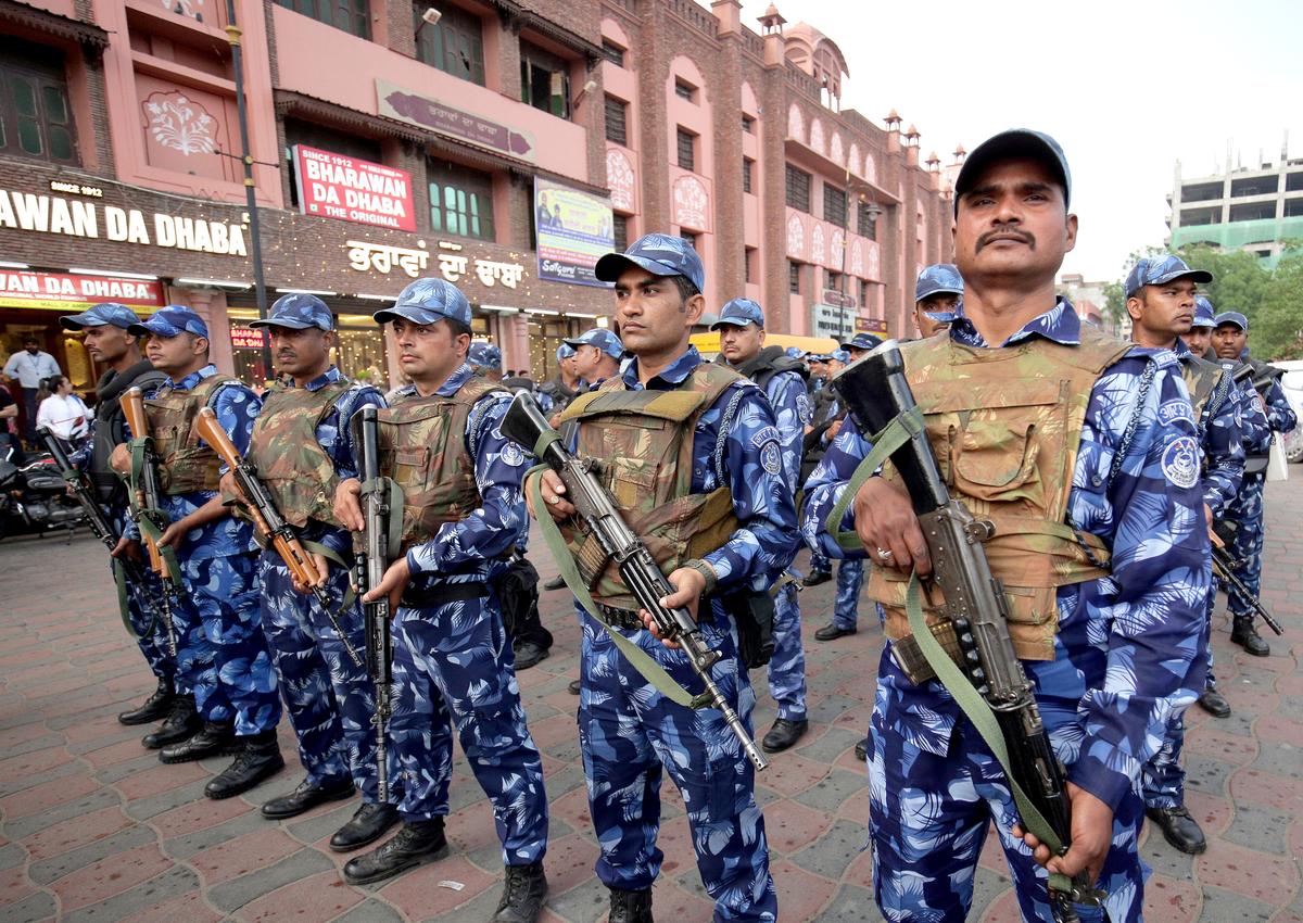 Radical preacher Amritpal Singh's uncle, driver surrender in Jalandhar ...