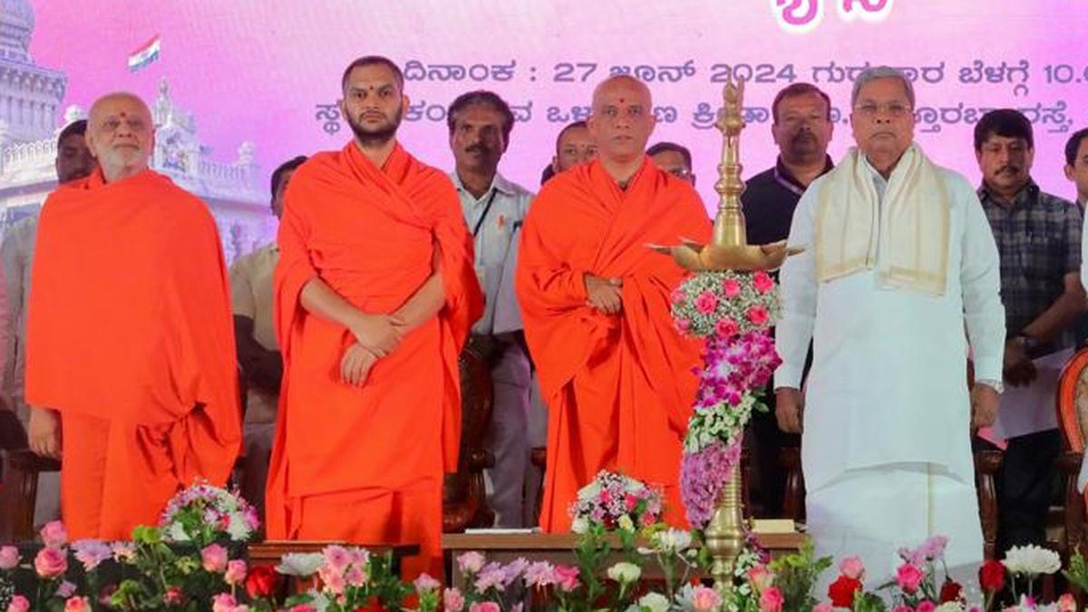 ‘Slip of the tongue’, says Vokkaliga seer, apologising for statement on ...