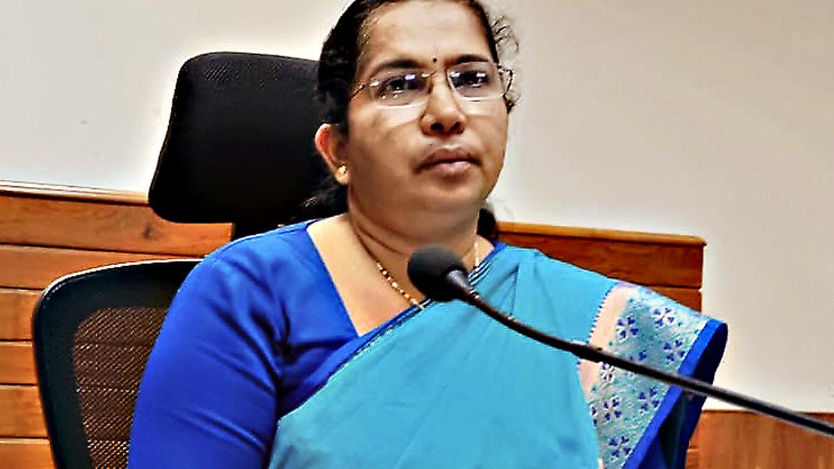 Udupi DC gives final call to ineligible persons to surrender BPL ration ...