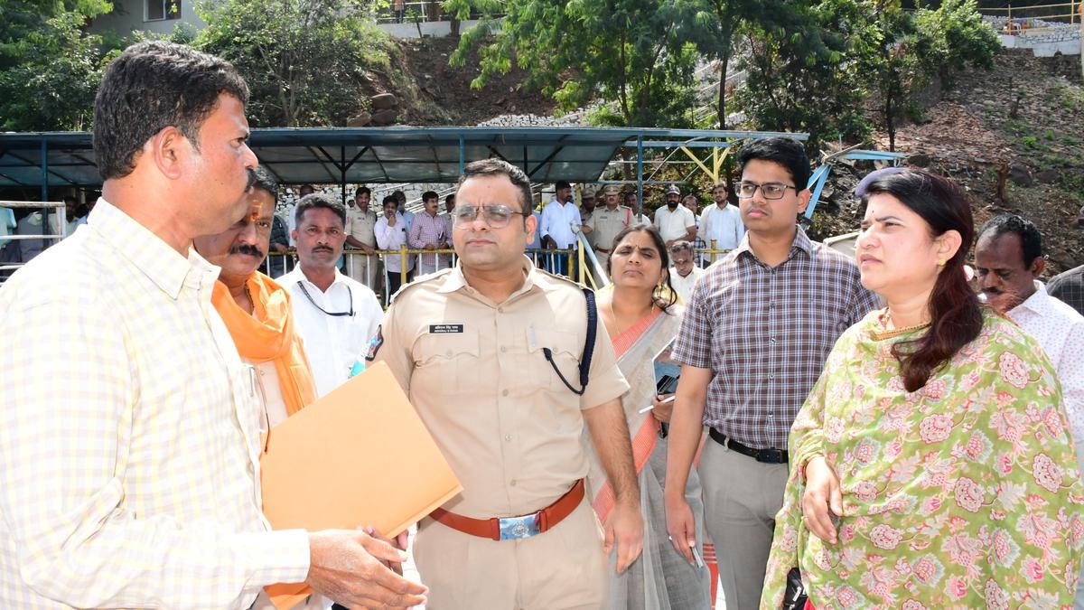 Nandyal Collector inspects arrangements for Chief Minister’s arrival on ...