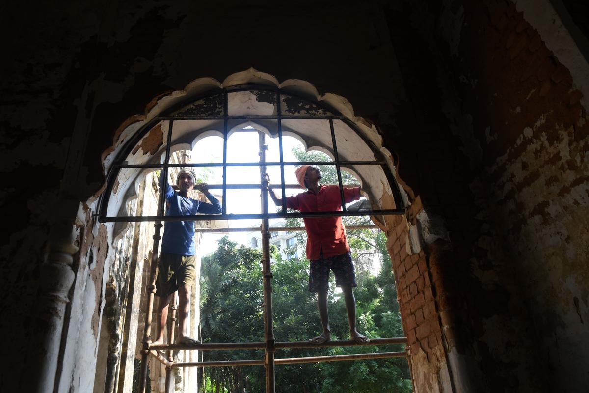 ‘Enemy property’ Butler Palace to turn into a tourist haven - The Hindu