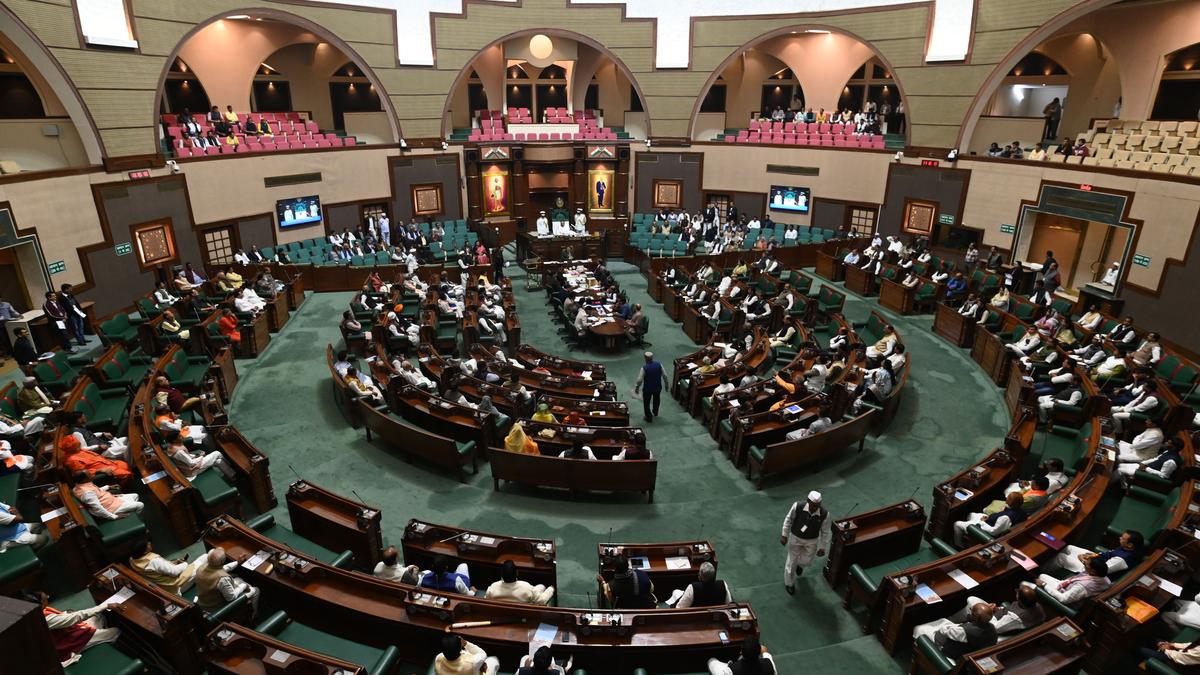 First session of 16th Madhya Pradesh Assembly begins; new MLAs sworn in ...