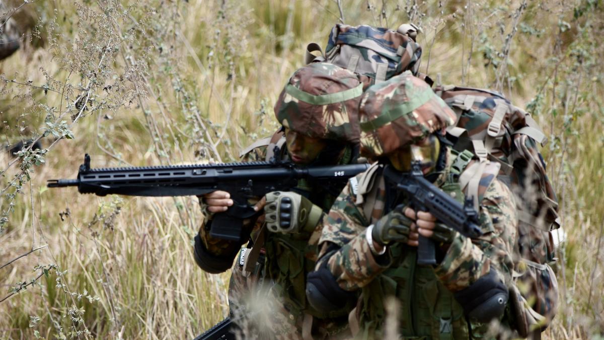 India signs repeat order for 73,000 SIG716 assault rifles, to be ...